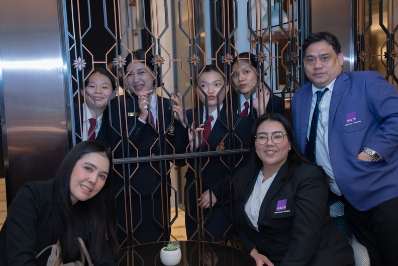 โครงการพัฒนาทักษะความรู้ด้านงานโรงแรม | RMUTP Digital Collections